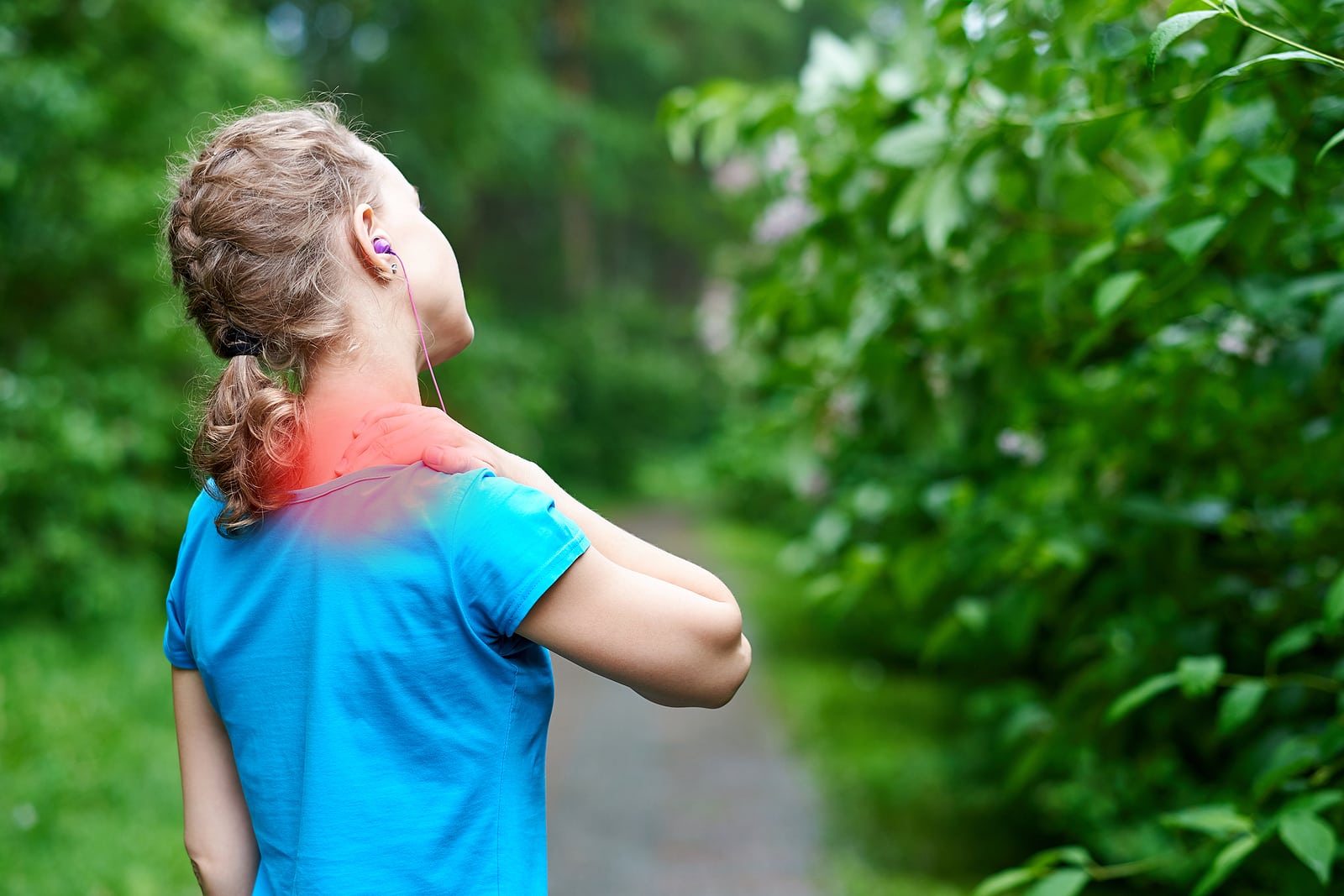 Most Common Causes of Upper Back Pain - The Pain Center